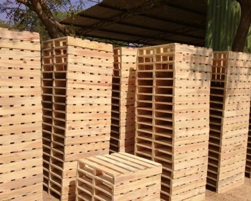 Universal Pallets | Manufacturer of wooden pallets & boxes